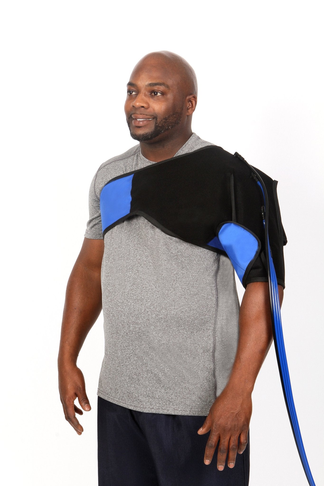 BioCryo Isolated Shoulder Garment with Gel Pack – Cornish Medical